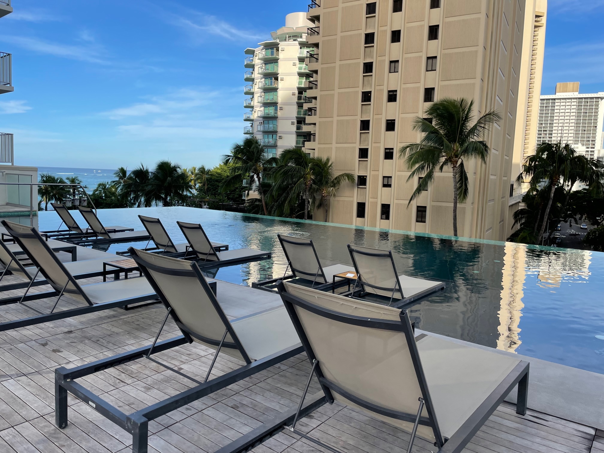 Where to stay in Waikiki, Hawaii: 23 Best hotels + Travel Tips for 2025 ...